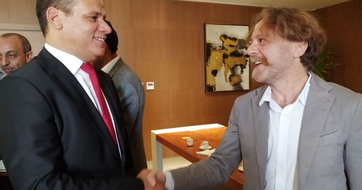 Bengasi. Stringere le mani ad un ministro di un governo che per l ...